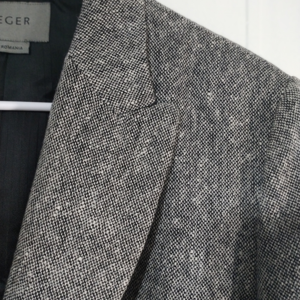 Jaeger Women’s Grey Suit - Gem